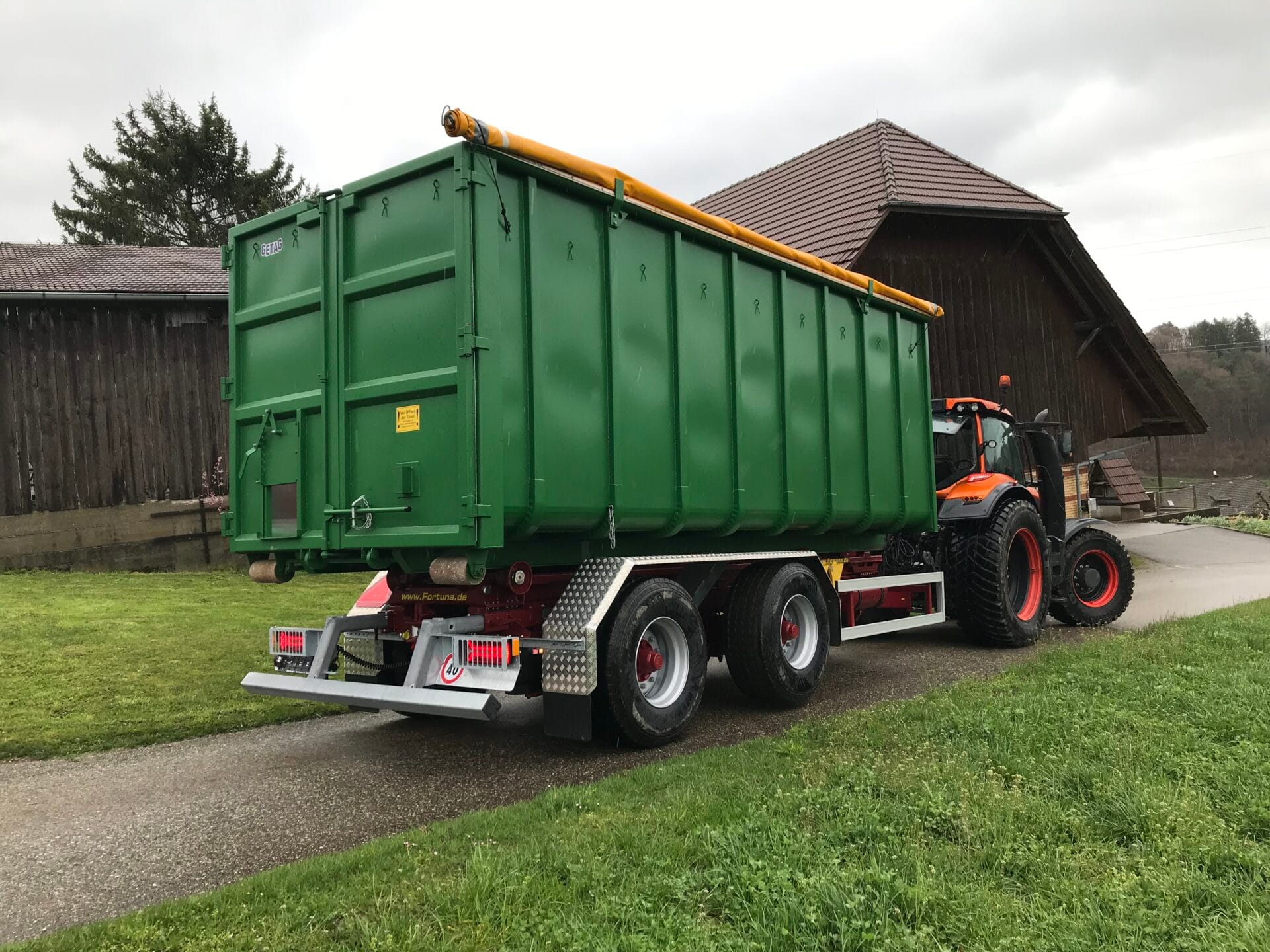 Abrollcontainer mit Kornschieber - GETAG Entsorgungs-Technik